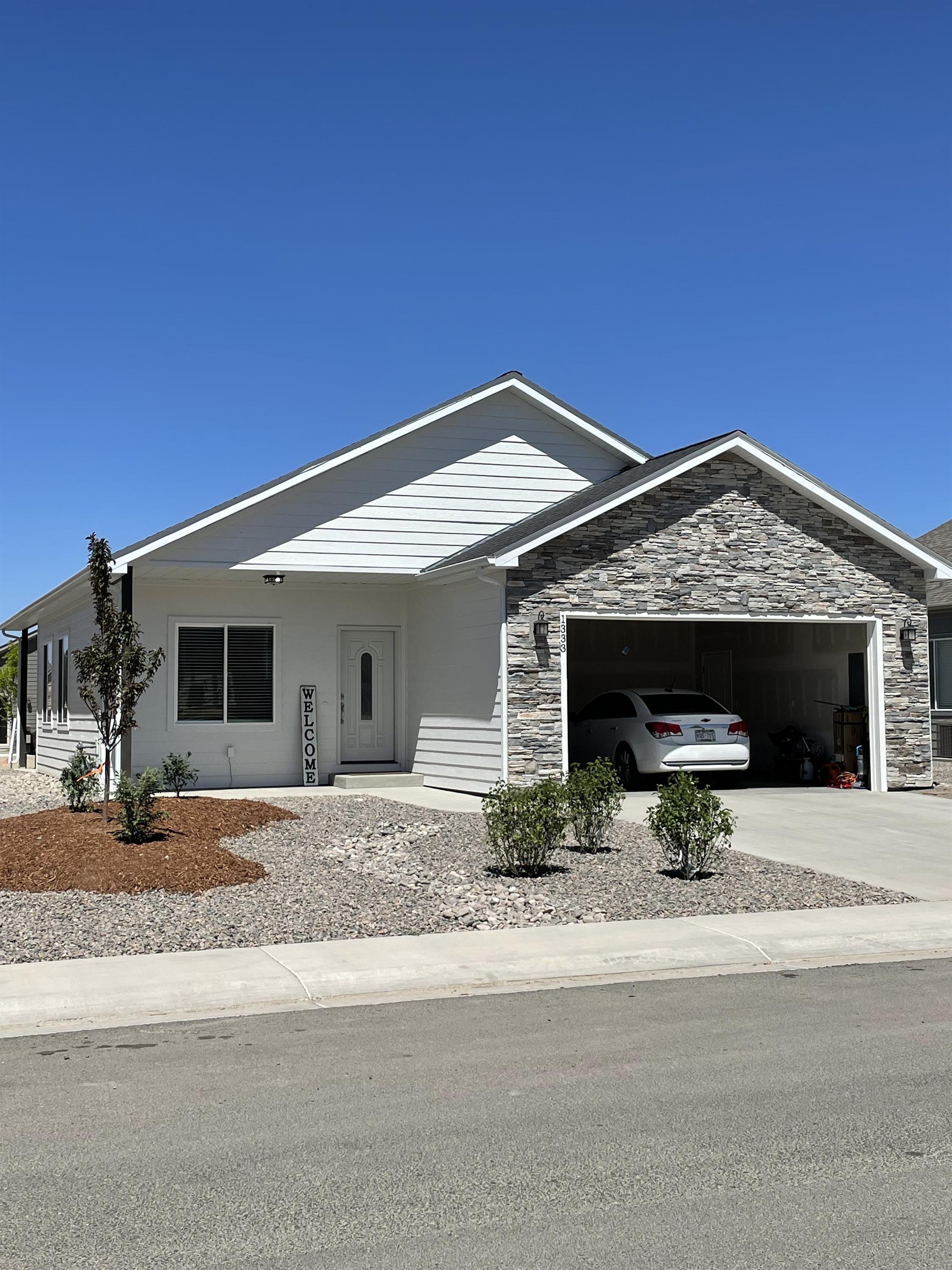 Home [areabestmanagementinc.managebuilding.com]